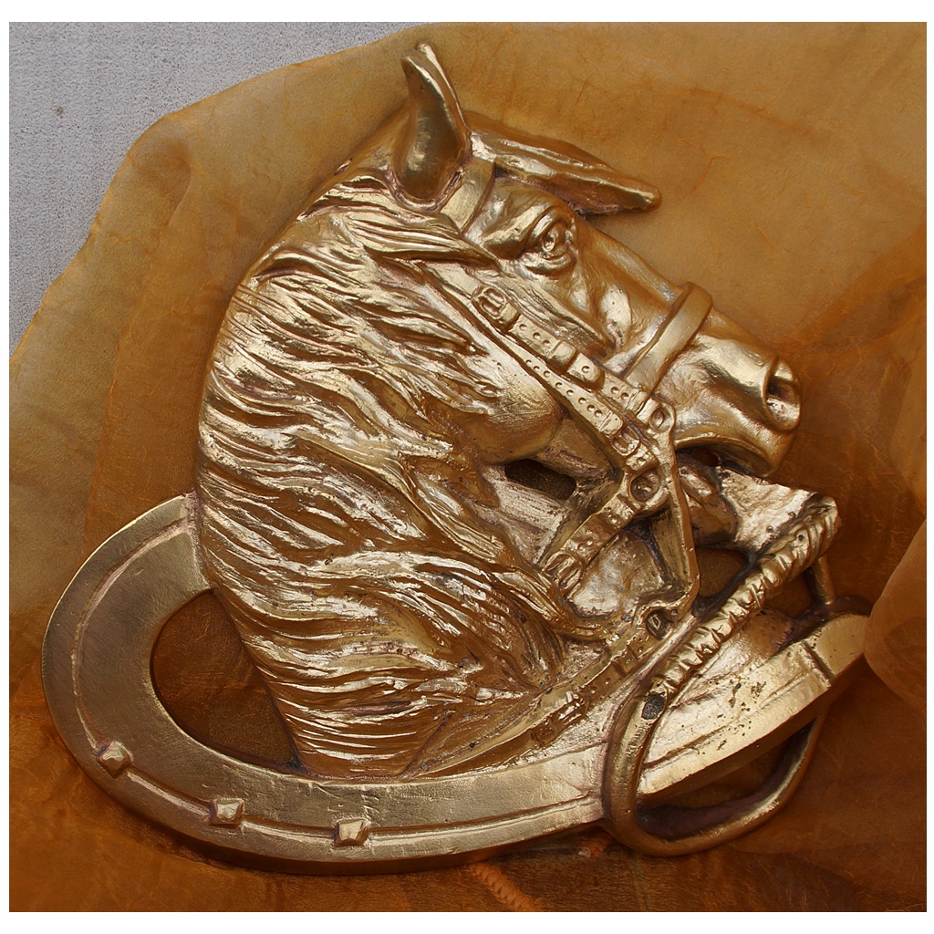 Płaskorzeźba Koń z podkową - ArtJaniszewski.pl